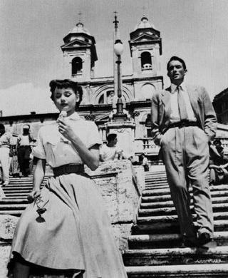 로마의 휴일하면 떠오르는, 오드리햅번을 떠오르게 하는 곳, 스페인광장 [Piazza di Spagna] : 네이버 블로그