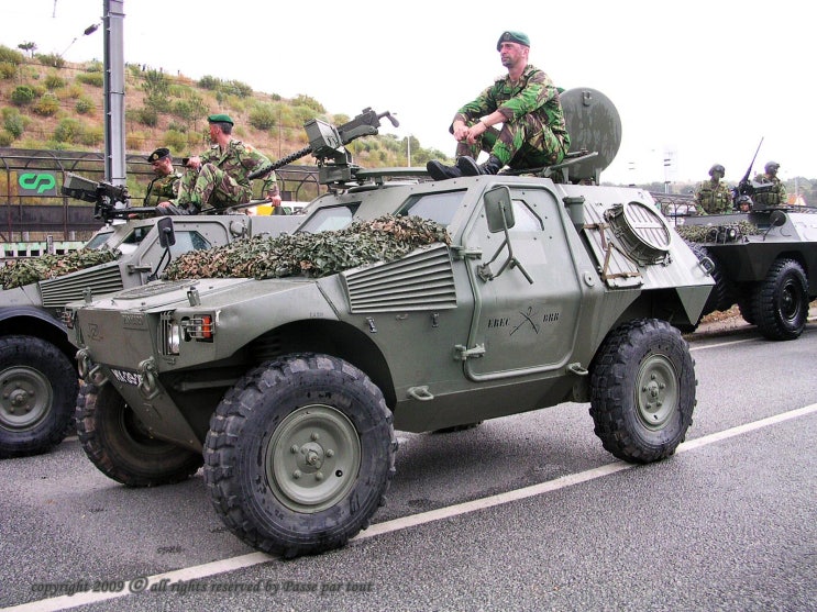 포르투갈의 Panhard M11 m/89 경장갑 고기동차 : 네이버 블로그